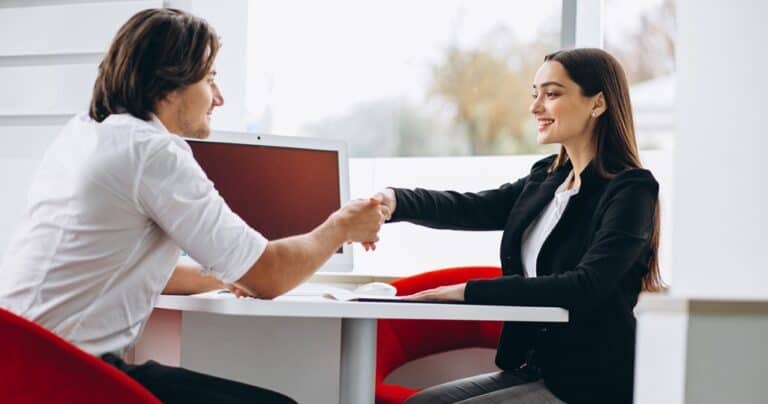 Prospecting: Arti, Strategi dan Tips Mendapatkan Pelanggan